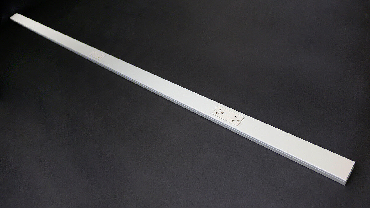 WIREMOLD Plugmold 2400 power extension 3 AC outlet(s) Indoor Ivory ...